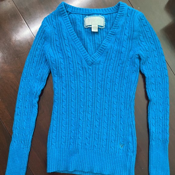 American Eagle Blue Sweater